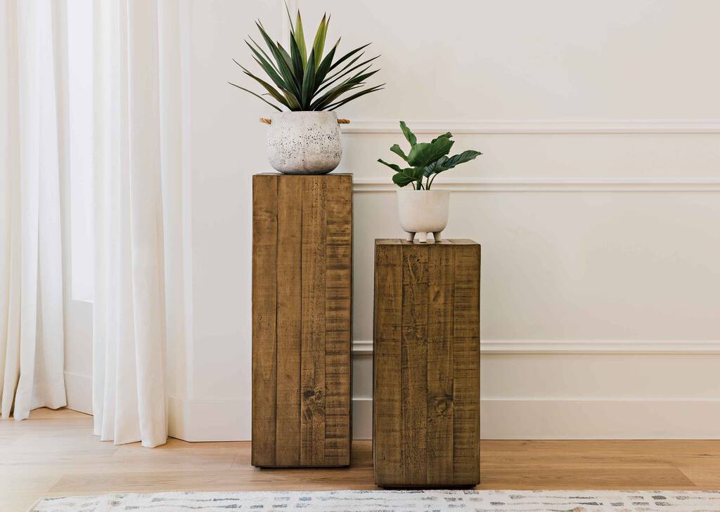 Trendy Vases, Planters & Decorative Pots | Urban Barn