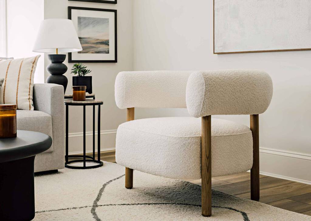Matrice Armchair -Oslo Ivory | Urban Barn
